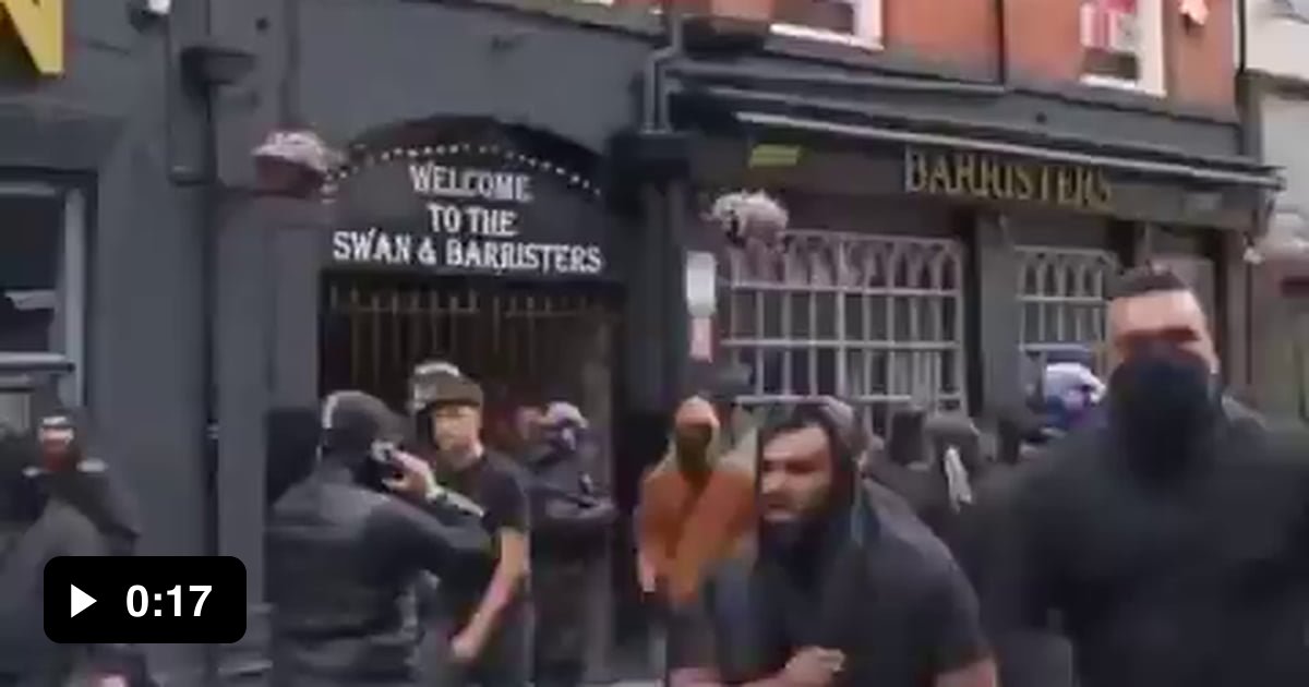 Oh england you guys are hilarious p2 - 9GAG