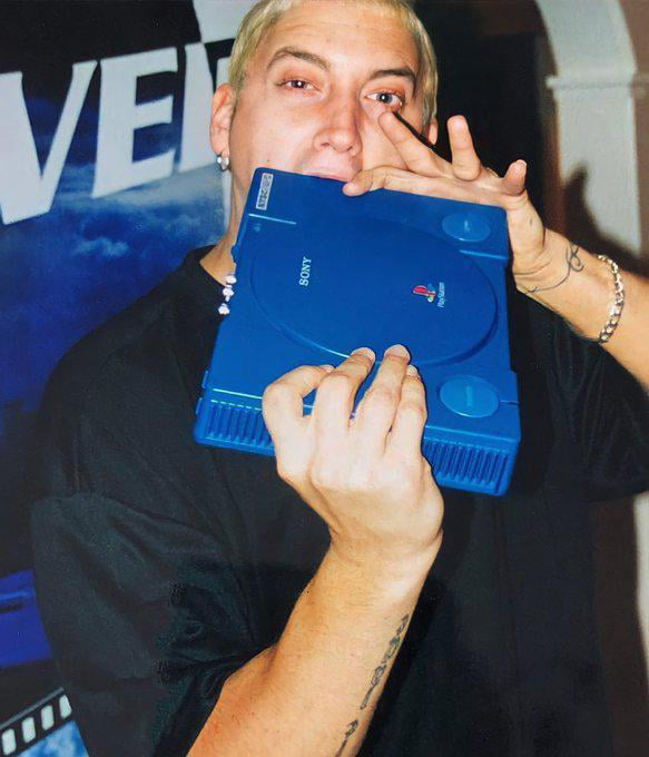 Eminem with a Sony PlayStation Debugging Station DTL-H1102 (1999) - 9GAG